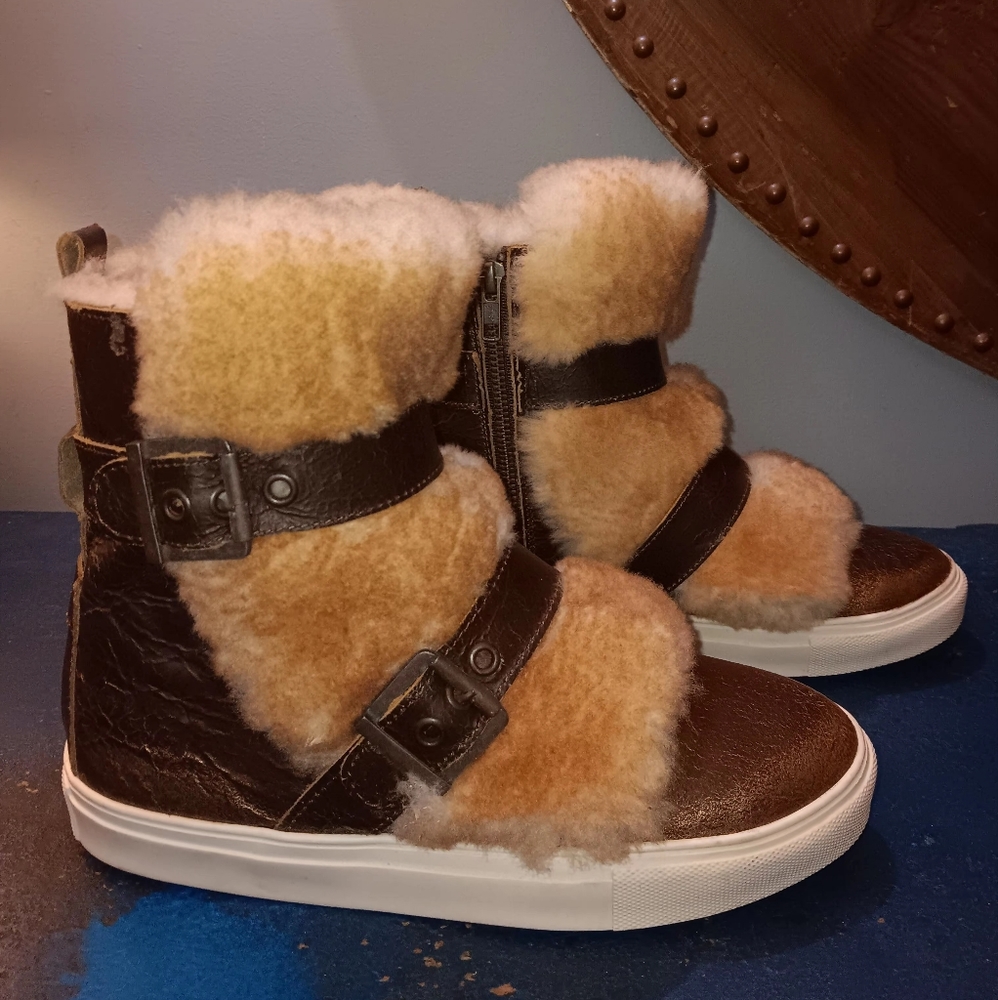 Australia Luxe Shearling Sneaker Boots - Gem